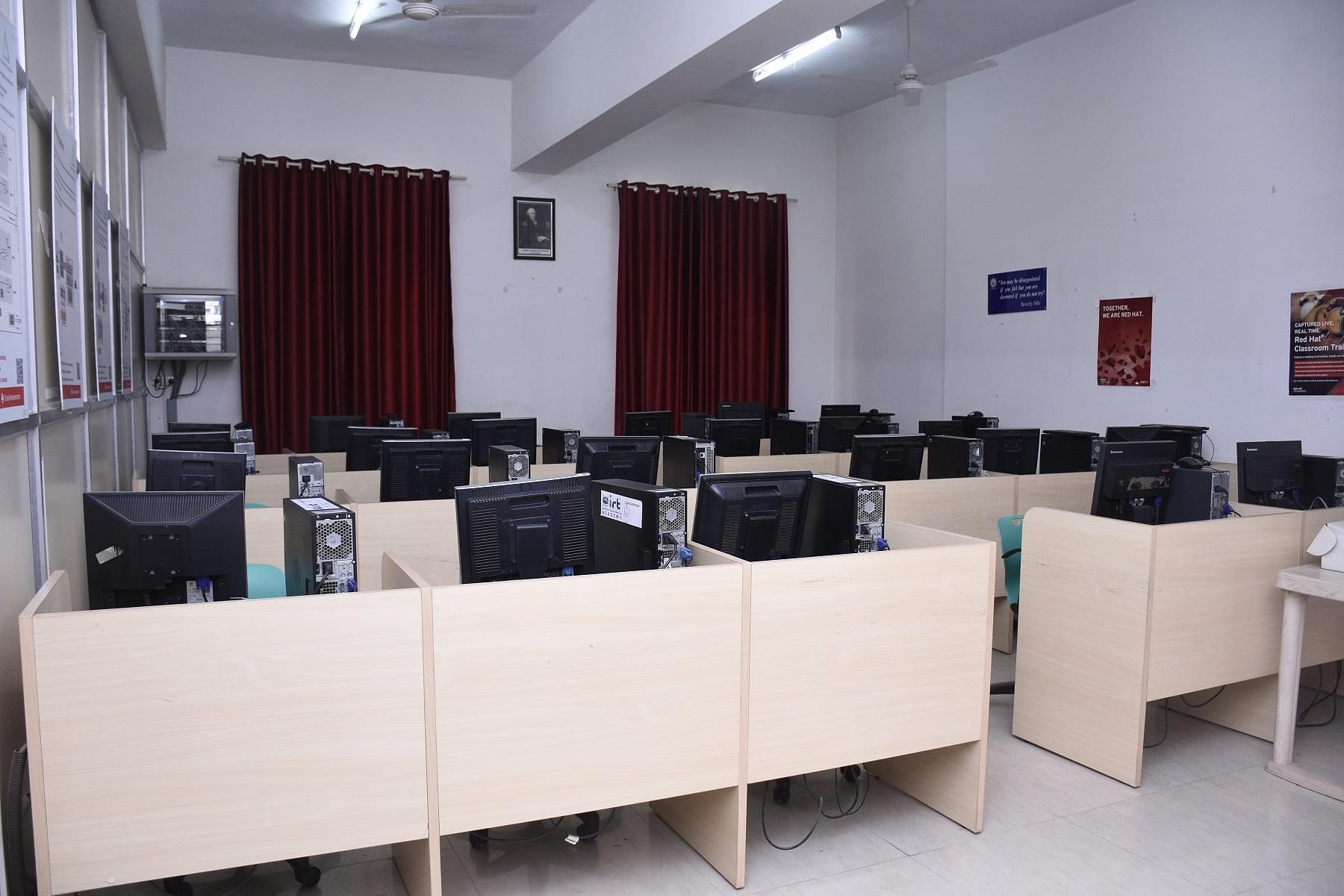 GHRCEM Pune - Courses, Fees, Admission 2024, Placements, Scholarship